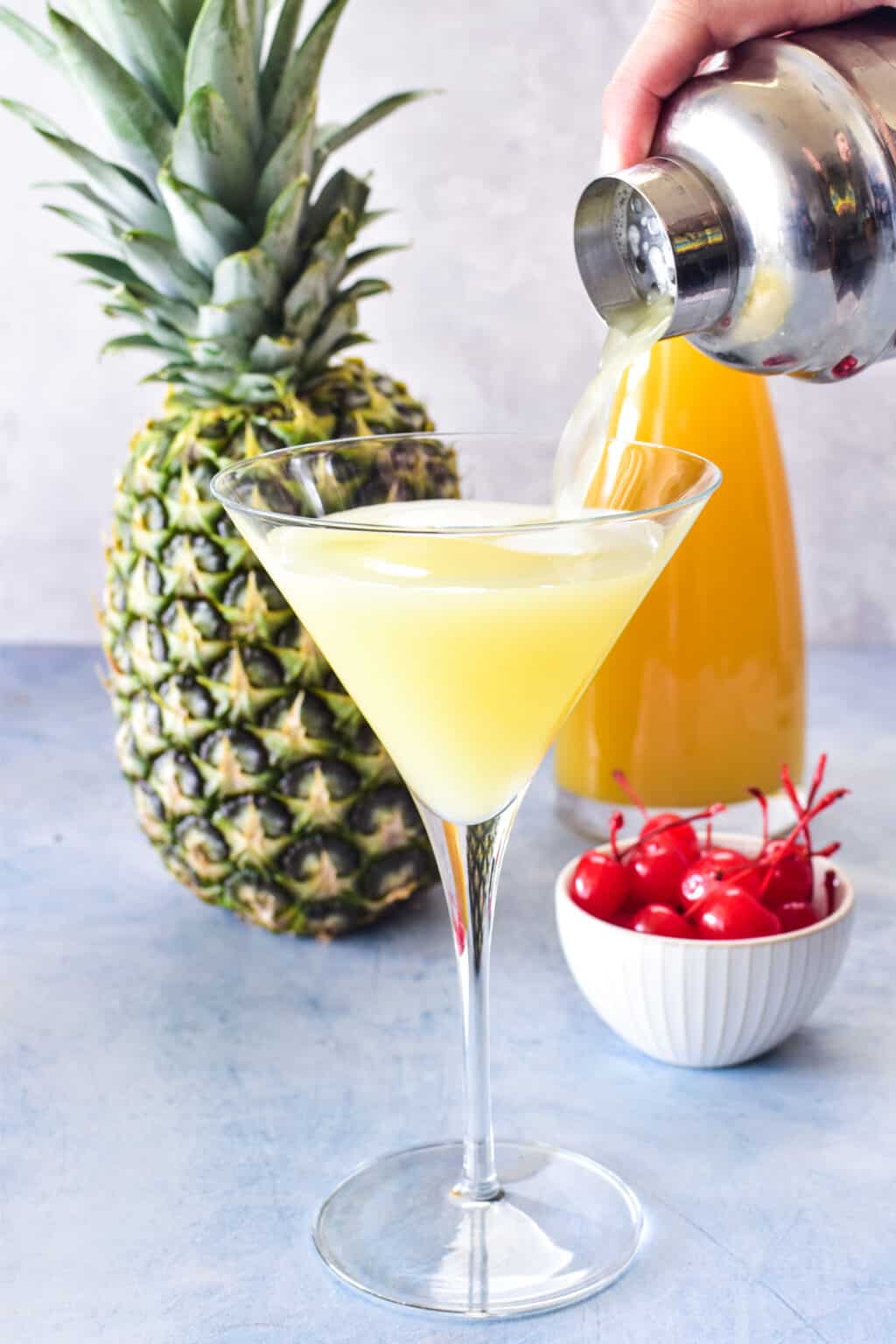 Pineapple Upside Down Martini – Lemon Tree Dwelling