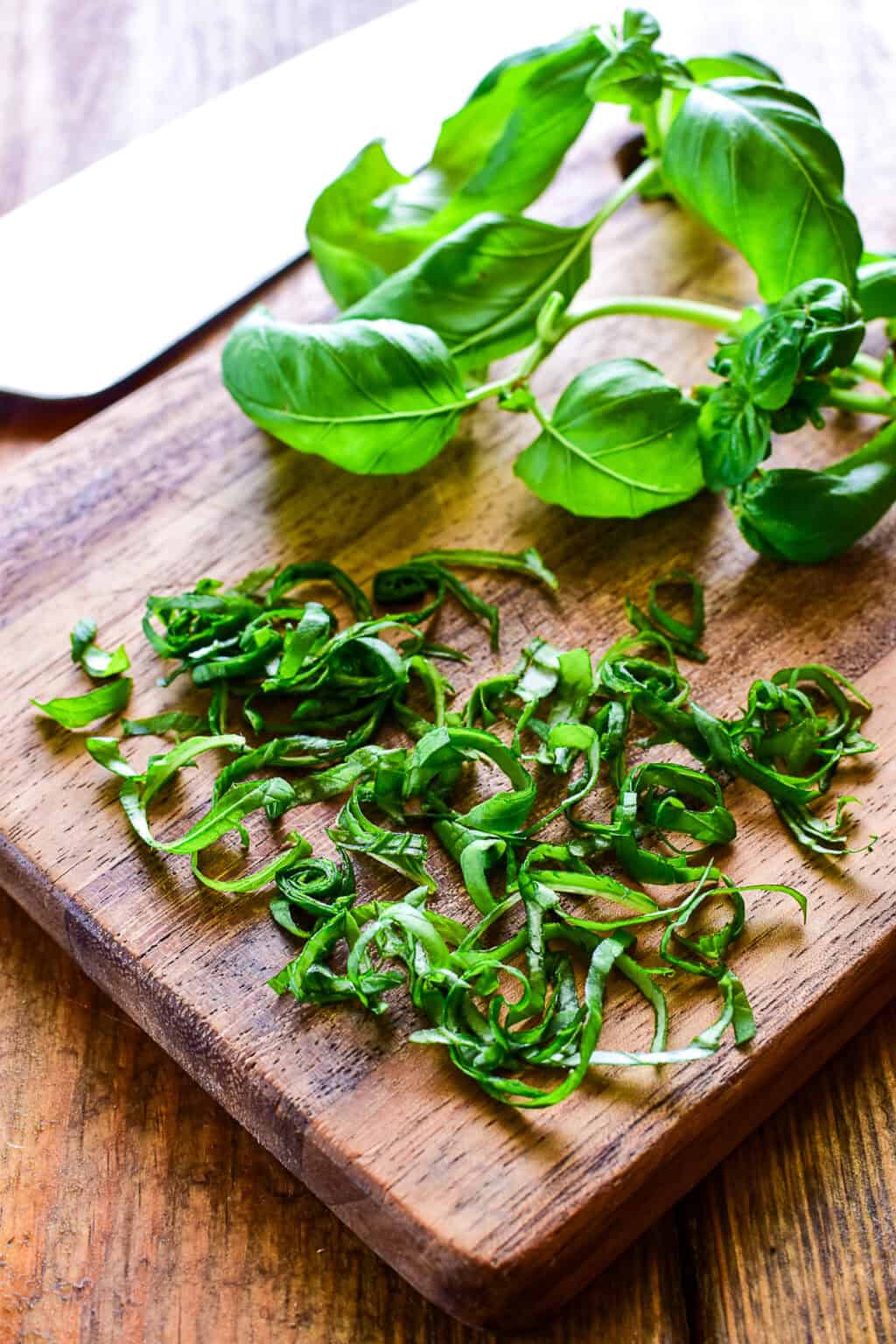 Basil Aioli – Lemon Tree Dwelling
